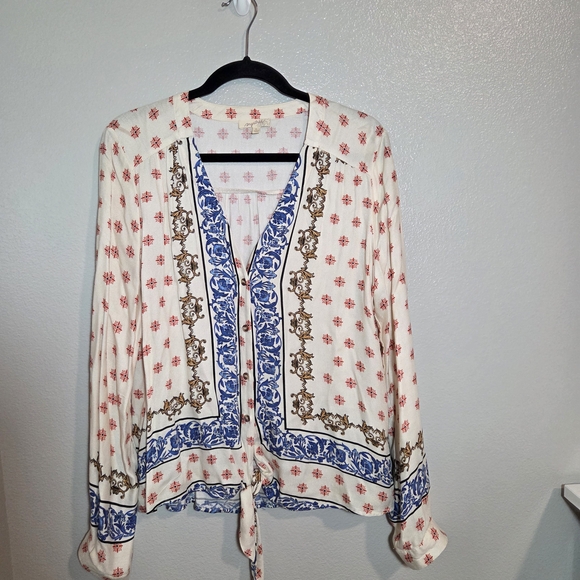 Mystree | Tops | Mystree Cream And Blue Patterned Blouse | Poshmark